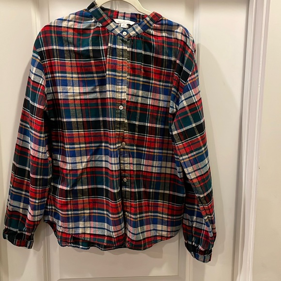 L.L. Bean | Tops | L L Bean Signature Womans Signature Lightweight ...